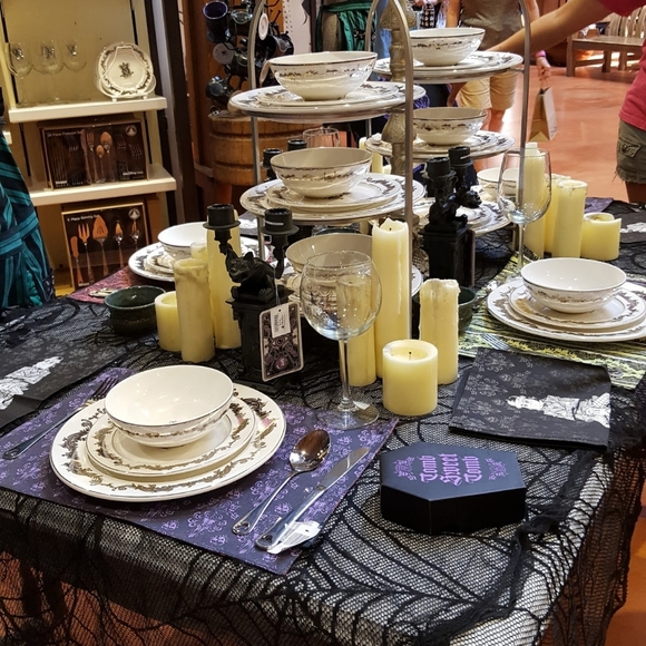 Disney | Holiday | New Disney Haunted Mansion Inspired Placemat Set ...